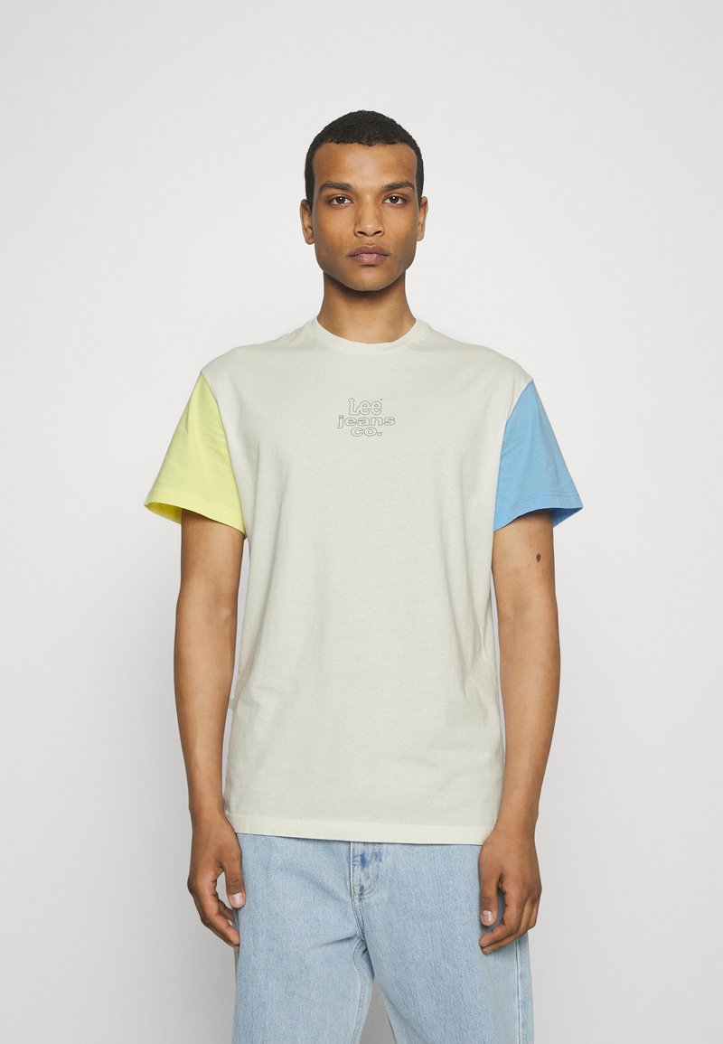 Lee RELAXED COLOR BLOCK TEE - T-Shirt print - ecru/offwhite - Zalando.at