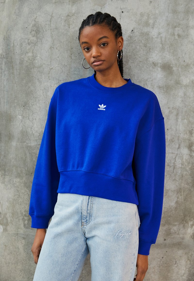 adidas Originals ADICOLOR ESSENTIALS CREW - Sweatshirt - semi lucid ...