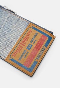 Diesel JACKRON CARD HOLDER COIN M UNISEX - Geldbörse - h7663/blue denim ...