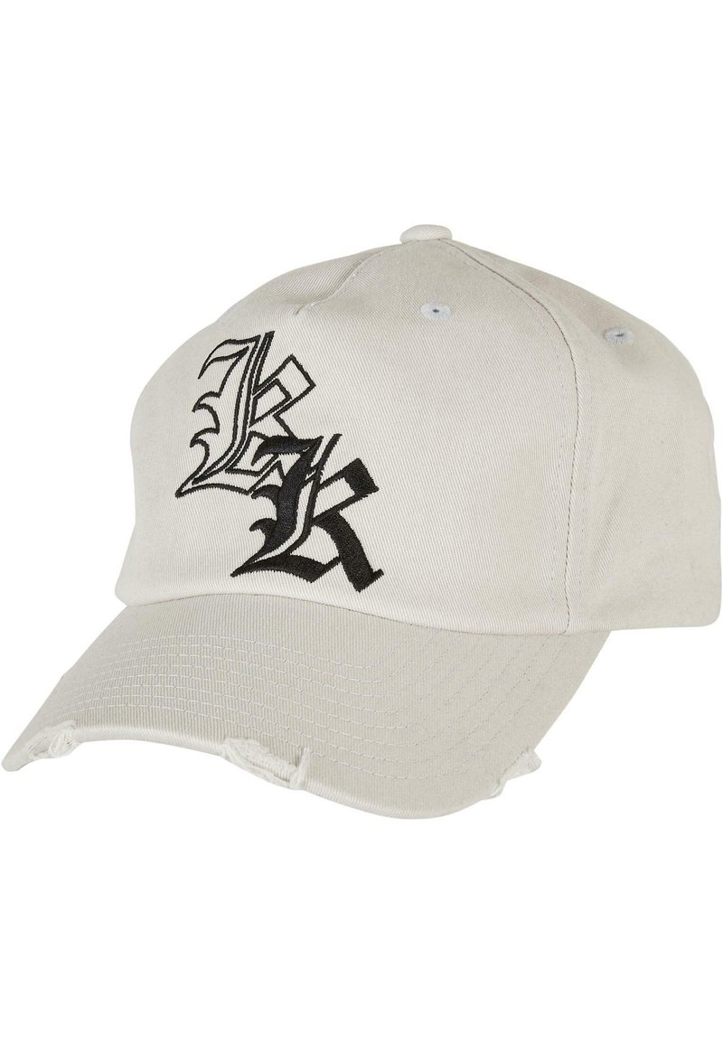 Karl Kani ACCESSOIRES OLD ENGLISH DISTRESSED TRUCKER - Caps - sand ...