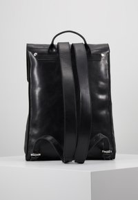 Royal RepubliQ RIOT BACKPACK - Sac à dos - black/noir - ZALANDO.FR