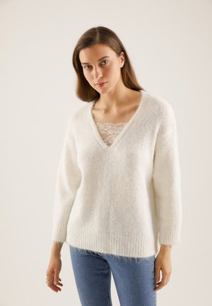 PEPPERCORN PCROSALIA - Jersey de punto - cloud dancer/crema - Zalando.es