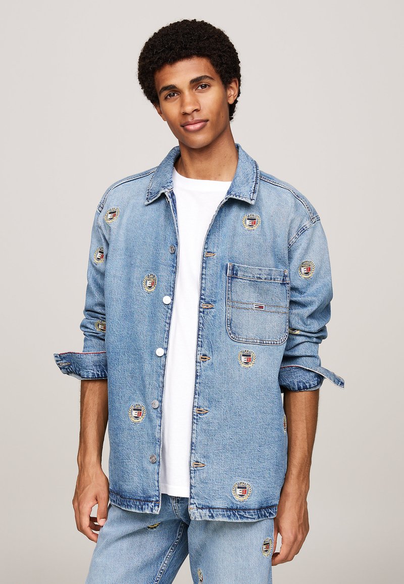 Tommy Jeans CREST OVER - Veste en jean - denim medium/denim bleu - ZALANDO.FR