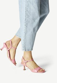 Tamaris Sandalias - candy patent/rosa - Zalando.es