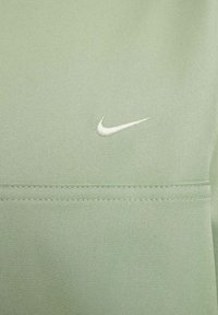 Nike Sportswear PPVR - Camisa - oil green olive aura/verde - Zalando.es