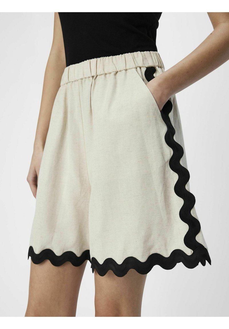 Object LOOSE FIT - Shorts - sandshell/off-white - Zalando