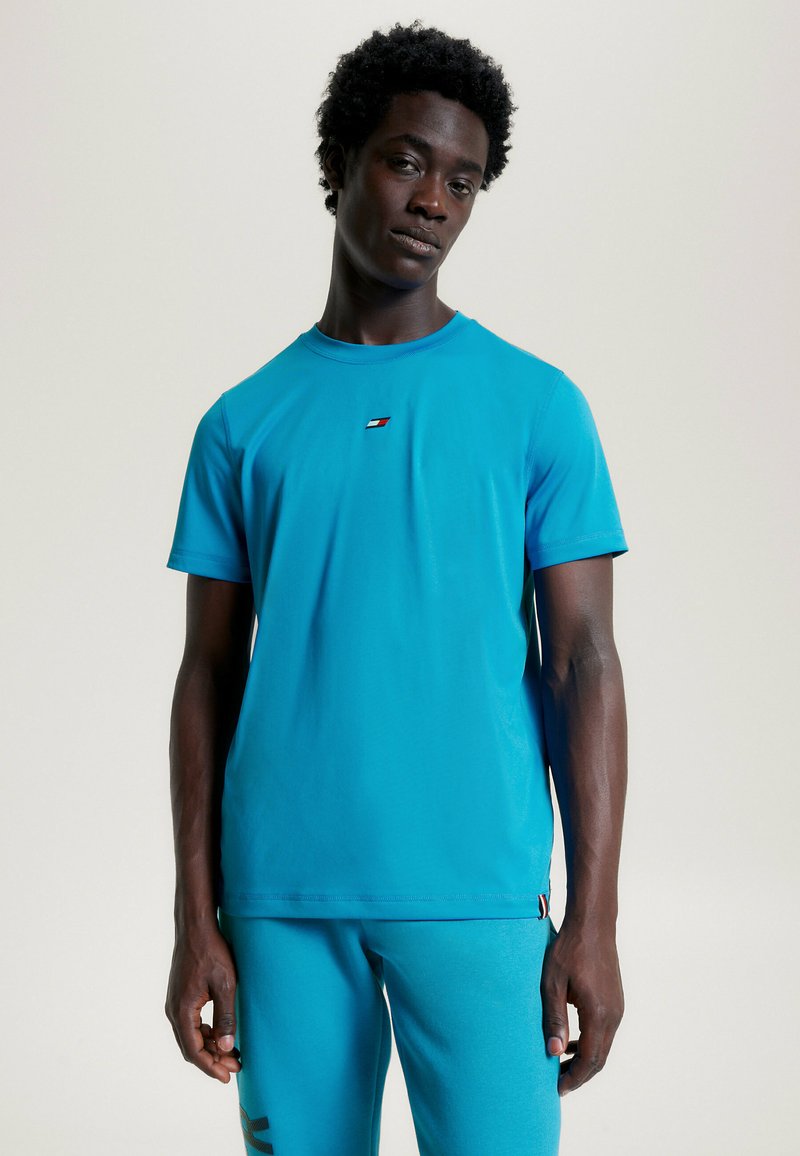 Tommy Hilfiger ESSENTIAL TRAINING - T-shirt basic - cerulean aqua/blauw ...