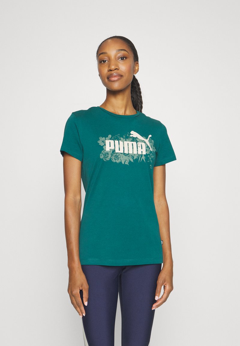Puma FLORAL VIBES GRAPHIC TEE - Print T-shirt - malachite/blue ...