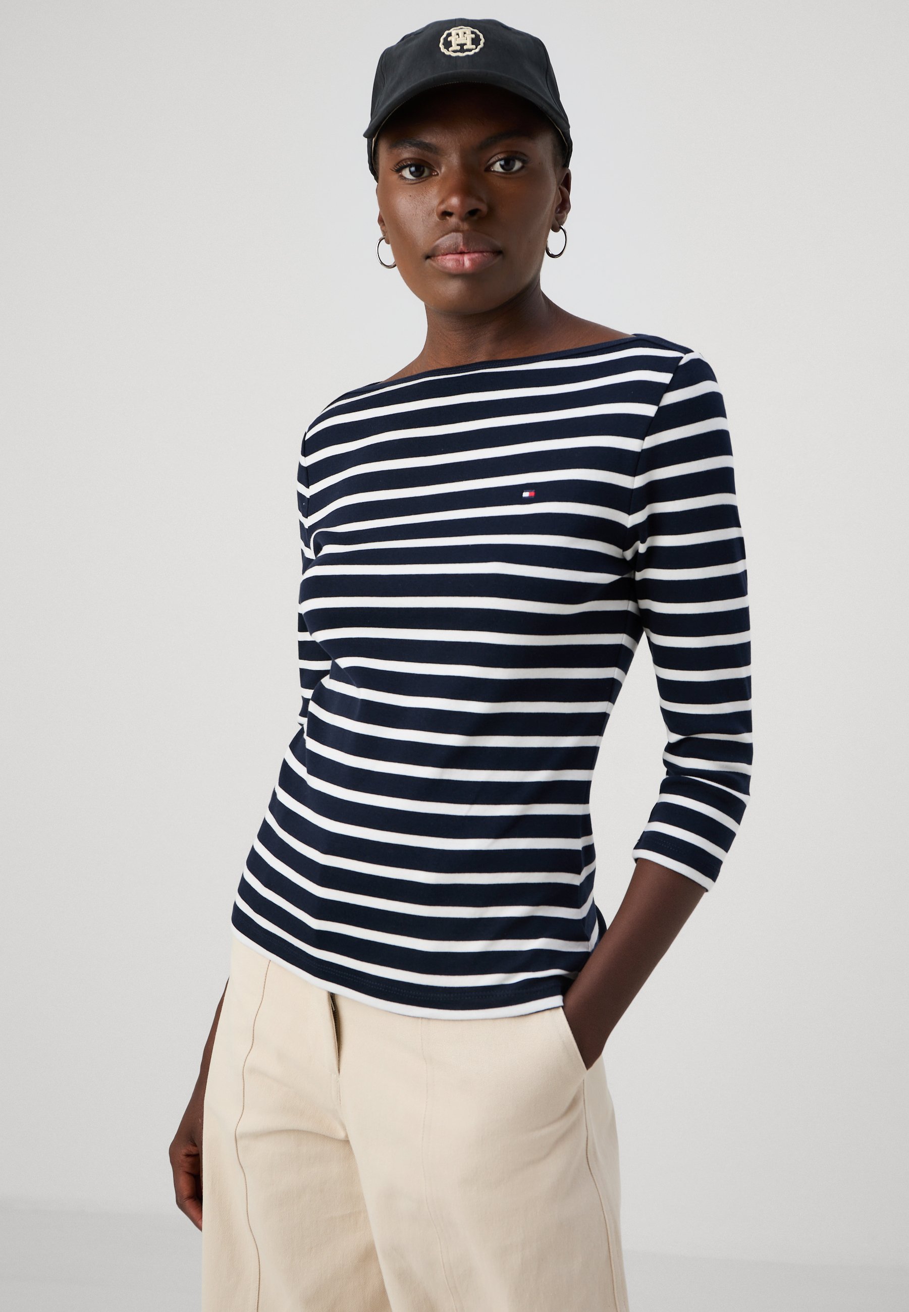 Tommy Hilfiger NEW CODY SLIM BOAT Langarmshirt desert sky ecru blau Zalando