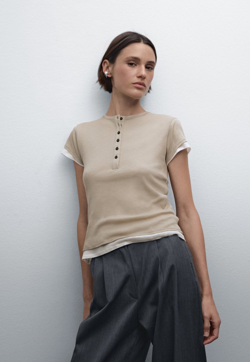 Massimo Dutti - T-shirt basic/beżowy - Zalando.pl