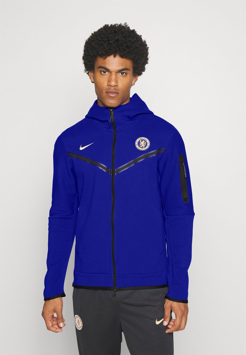 Nike Performance CHELSEA LONDON TECH HOODIE - Klubbkläder - rush blue ...