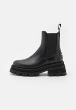 Zadig & Voltaire RIDE CHELSEA SEMY - Botine cu platformă - noir/negru ...