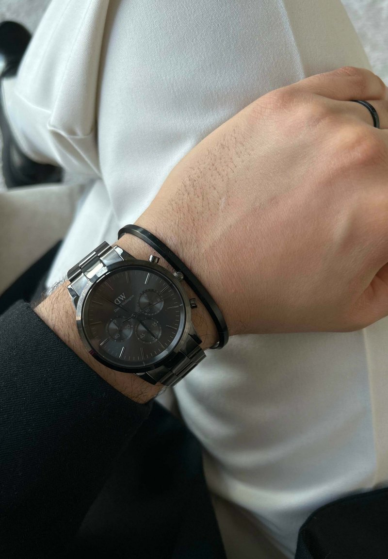 Daniel Wellington ICONIC - Chronograph watch - black - Zalando.ie