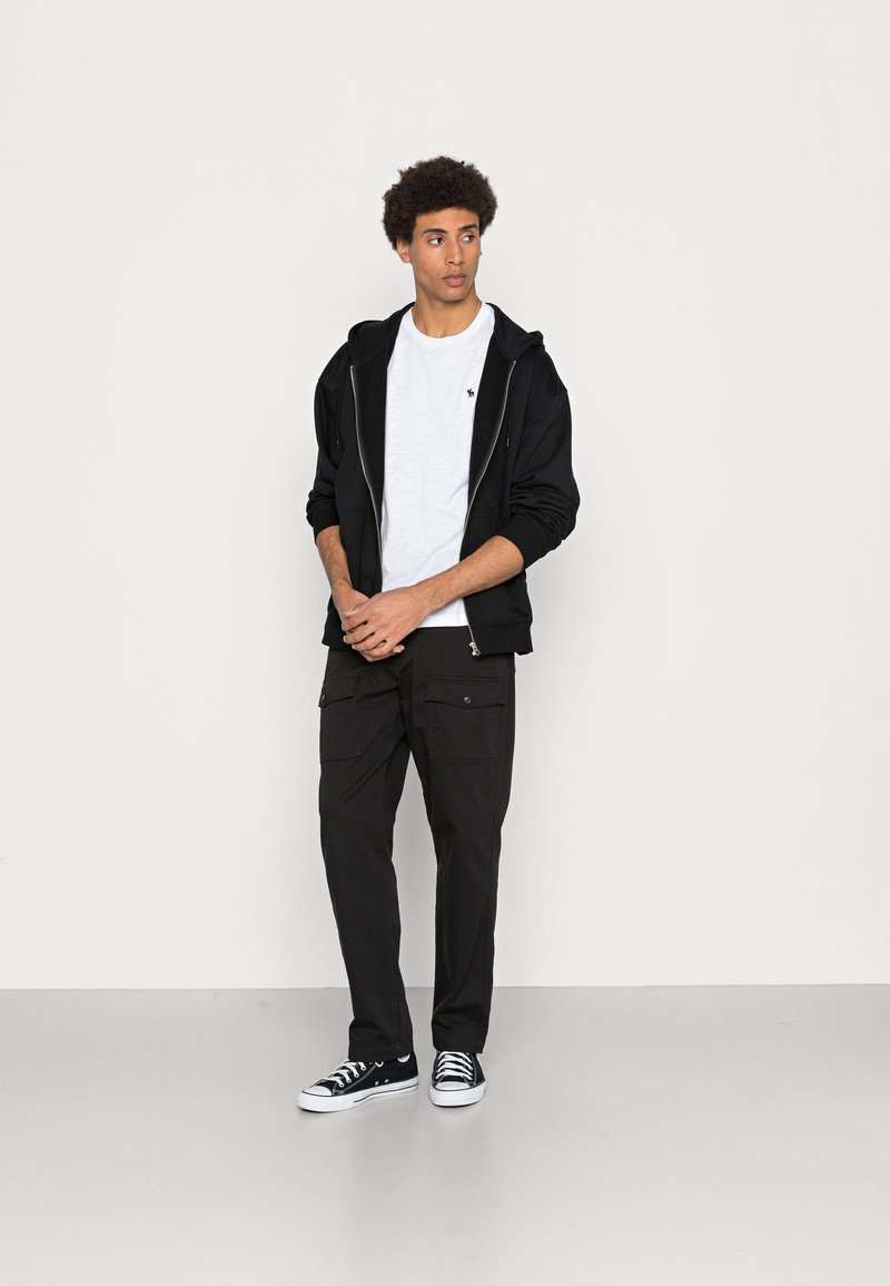 Abercrombie & Fitch ESSENTIAL 5er MULTIPACK NEUTRAL - Basic T-shirt ...