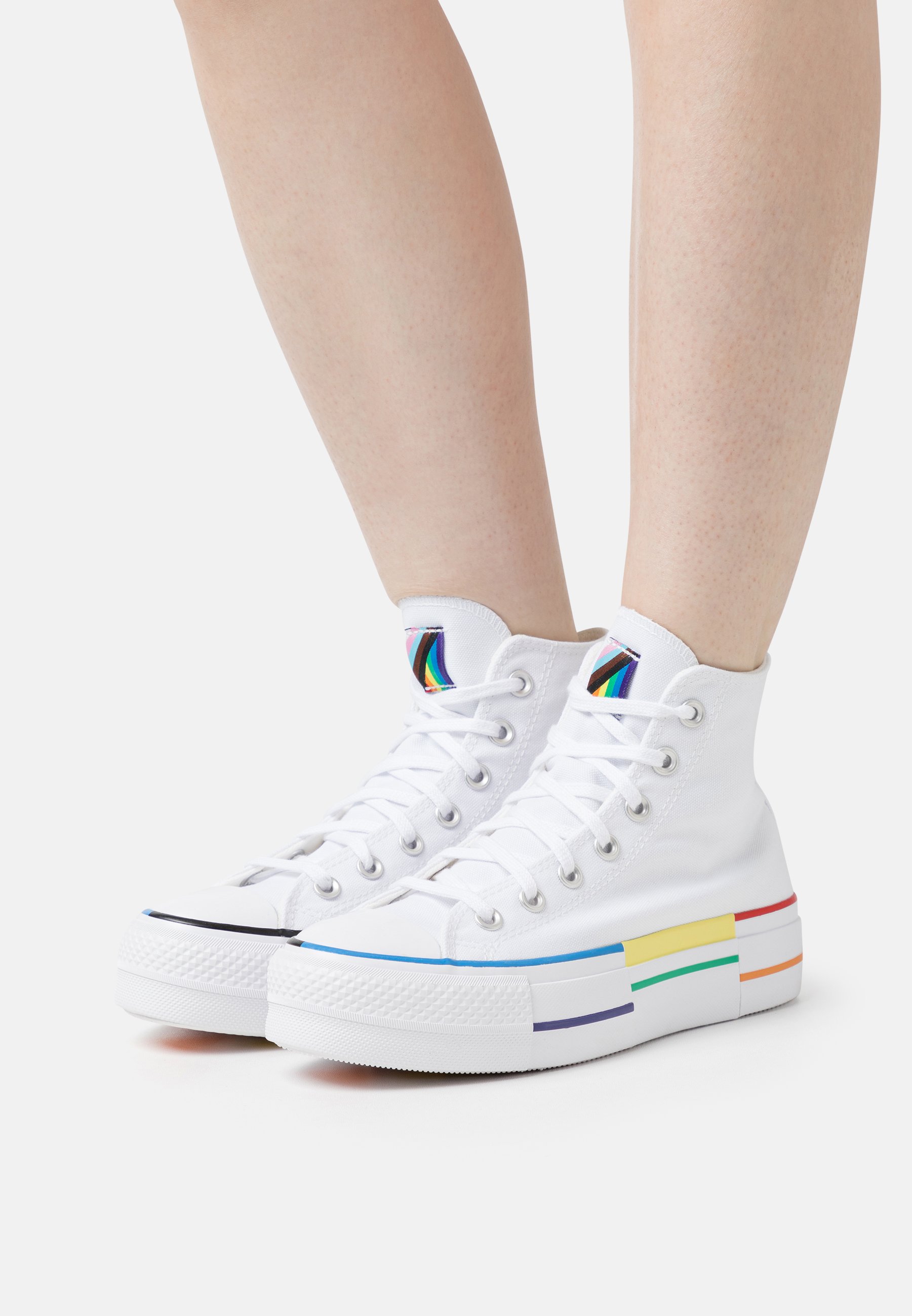 Converse Chuck Taylor All Star Low Top Lift Platform Pride