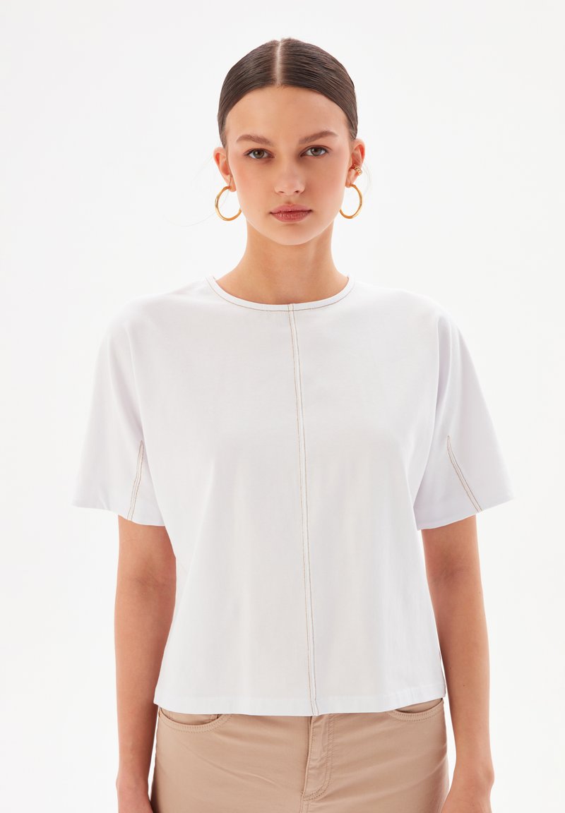 adL SEWING DETAILED - T-shirt basic - white/wit - Zalando.nl