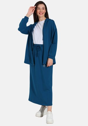 fun2beMum POLA 5 IN 1 FRONT BACK BABYCARRY - Sweater met rits - blue ...