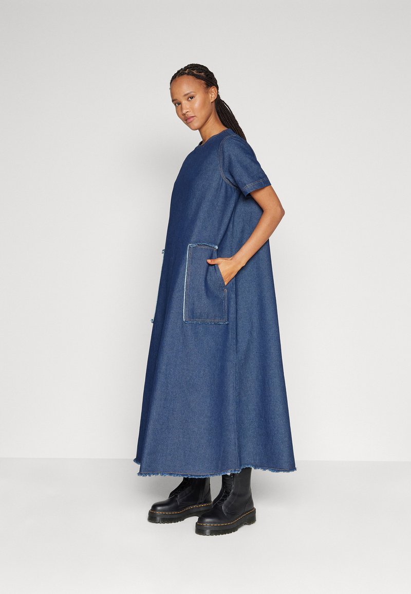 Object OBJHARLOW LONG DRESS - Denim dress - dark blue denim/dark-blue ...