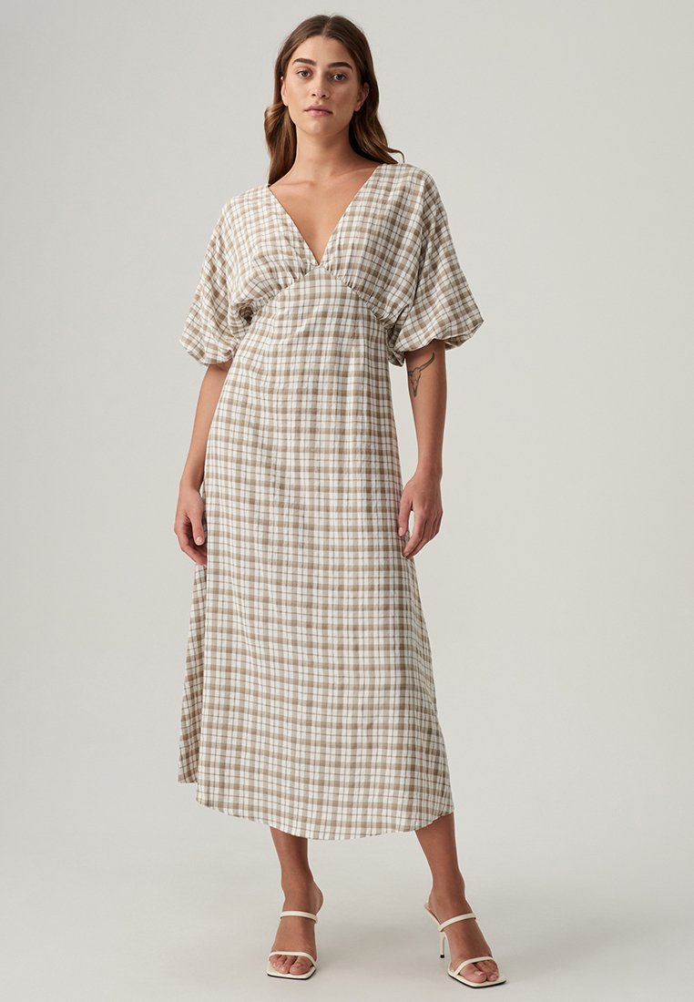 ST MRLO PALM - Robe de jour - beige gingham/nude - ZALANDO.FR