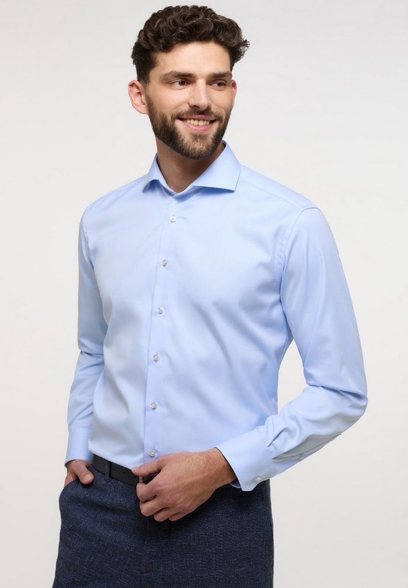 Eterna MODERN FIT - Formal shirt - hellblau/light blue - Zalando.de