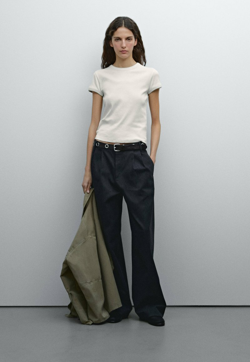 Massimo Dutti CONTRAST - T-Shirt basic - beige - Zalando.ch