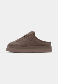 adidas Originals CAMPUS 00S WTR - Baskets basses - earth strata/trace ...