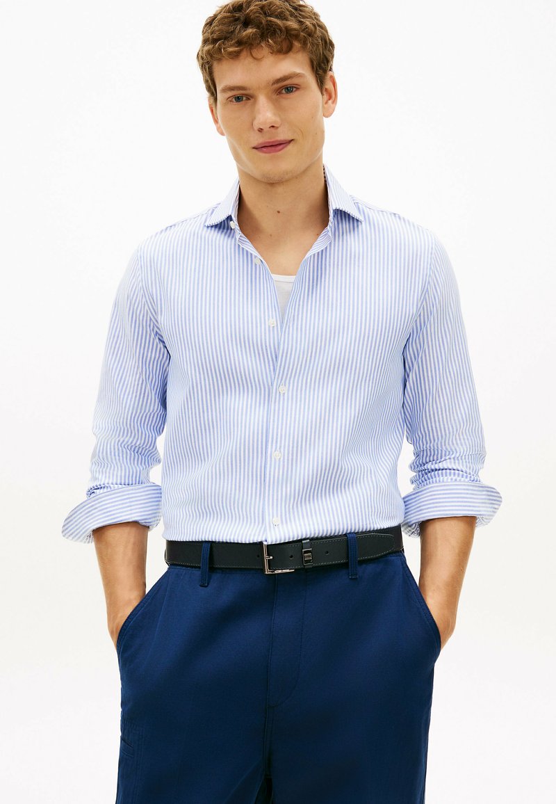 Tommy Hilfiger SMART CASUAL ITHACA STRIPE - Shirt - blue bell/light ...