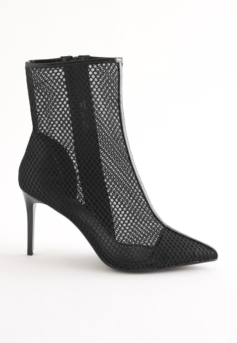 Next MESH POINTED ANKLE BOOTS - Enkellaarsjes met hoge hak - black ...