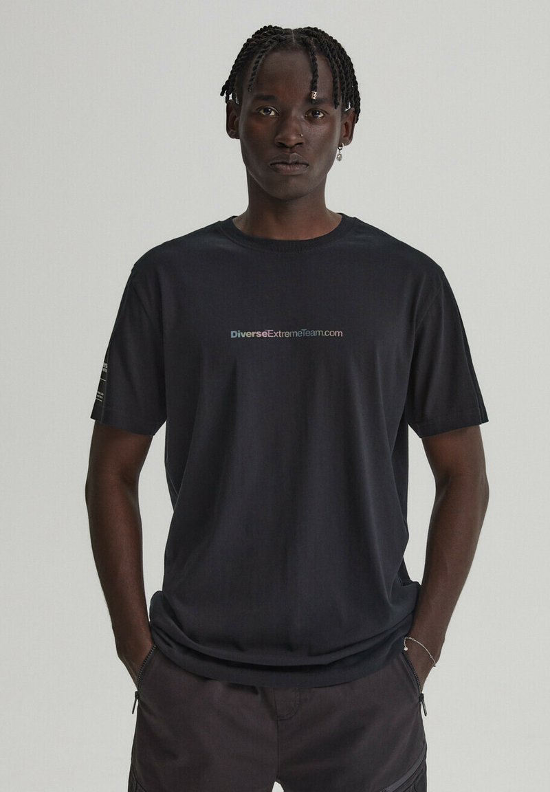 Diverse T-shirt z nadrukiem/czarny - Zalando.pl