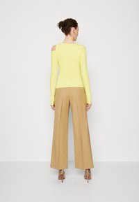 mbyM AMAYAH - Langarmshirt - aurora yellow/gelb - Zalando.ch