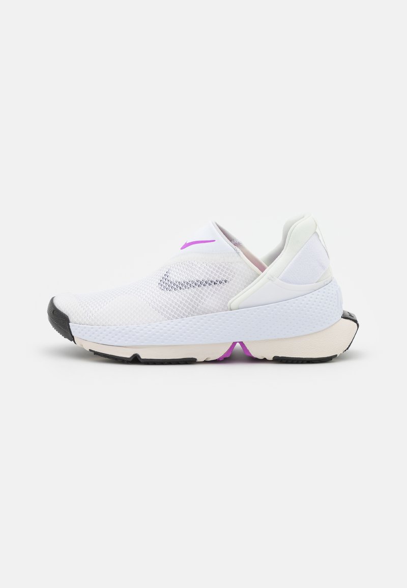 Nike Sportswear GO FLYEASE - Trainers - white/black/fuchsia dream/white ...