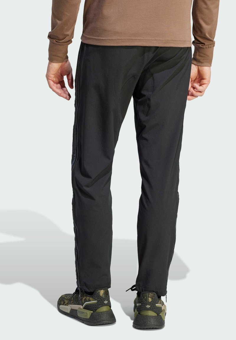 adidas Originals ADVENTURE - Tracksuit bottoms - black - Zalando