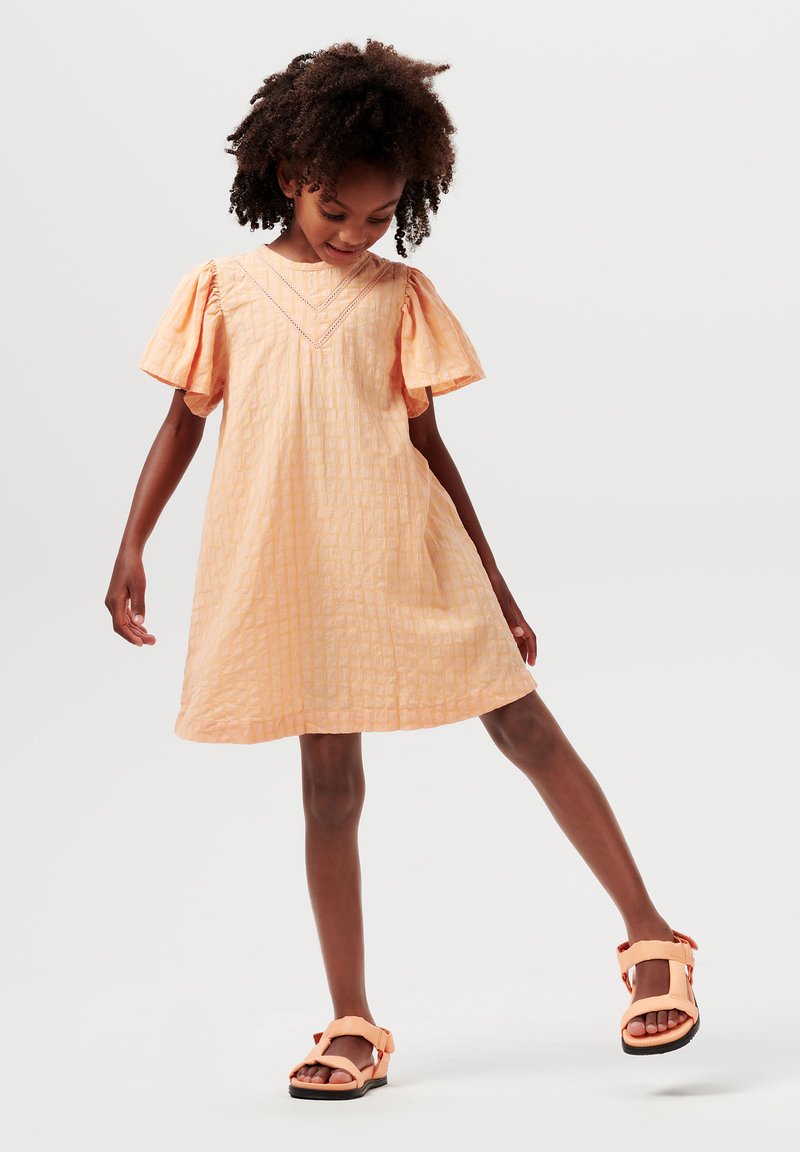 Noppies PLANO - Jurk - almost apricot/abrikoos - Zalando.be
