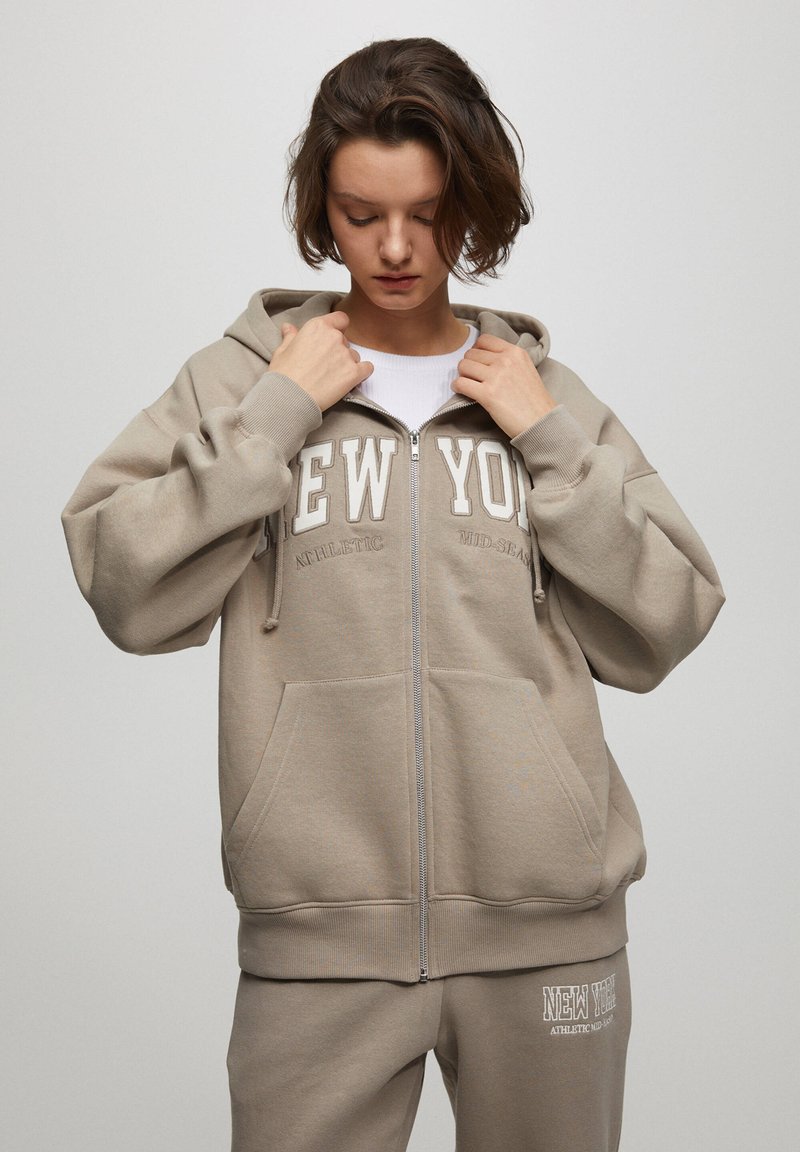 PULL&BEAR VARSITY - Luvtröja - stone/sten - Zalando.se