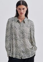 Second Female MALLOW - Button-down blouse - black - Zalando