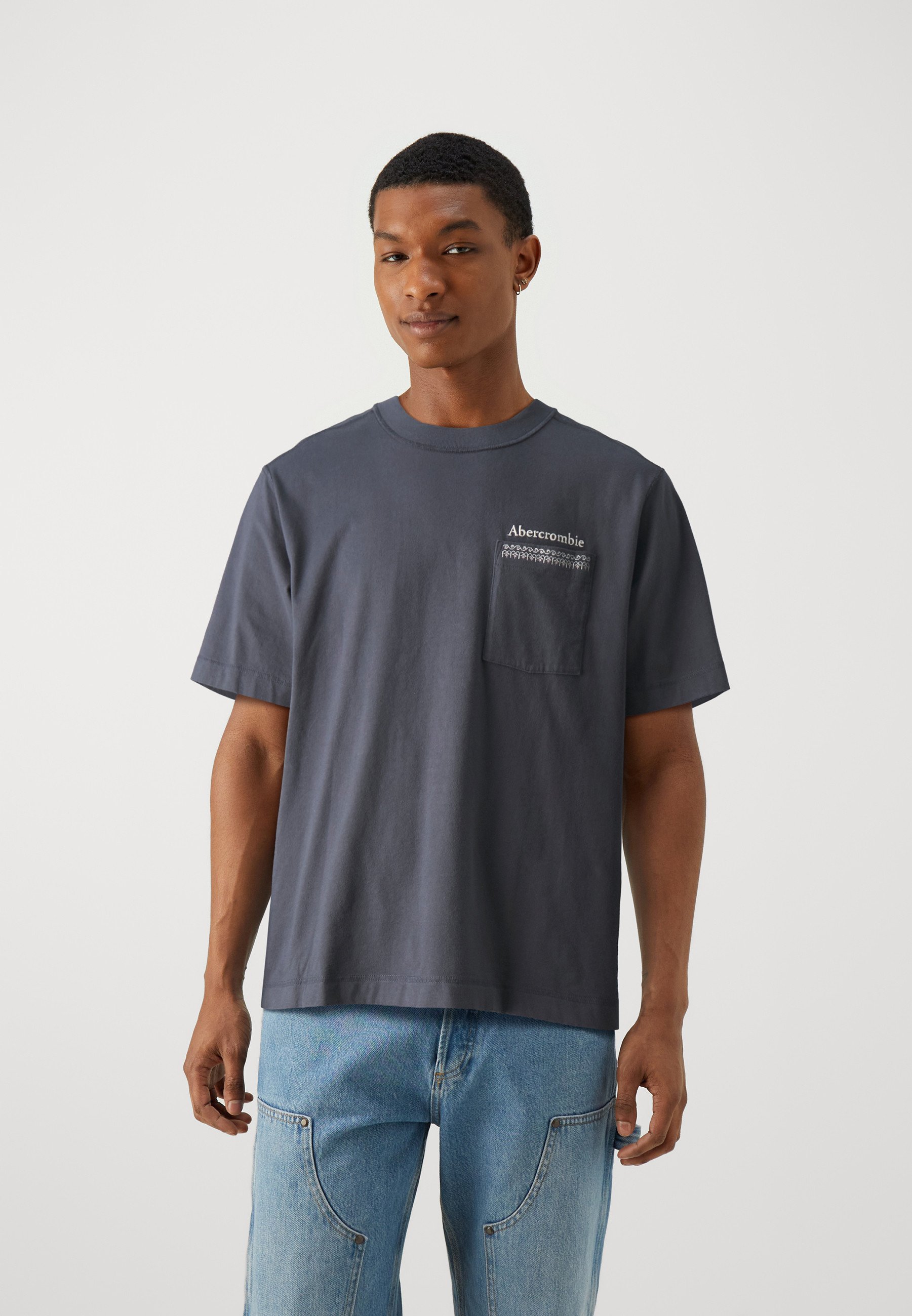 Abercrombie clothes store