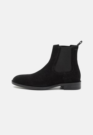 KARL LAGERFELD KRAFTMAN CHISEL TOE CHELSEA BOOT - Stivaletti - black ...