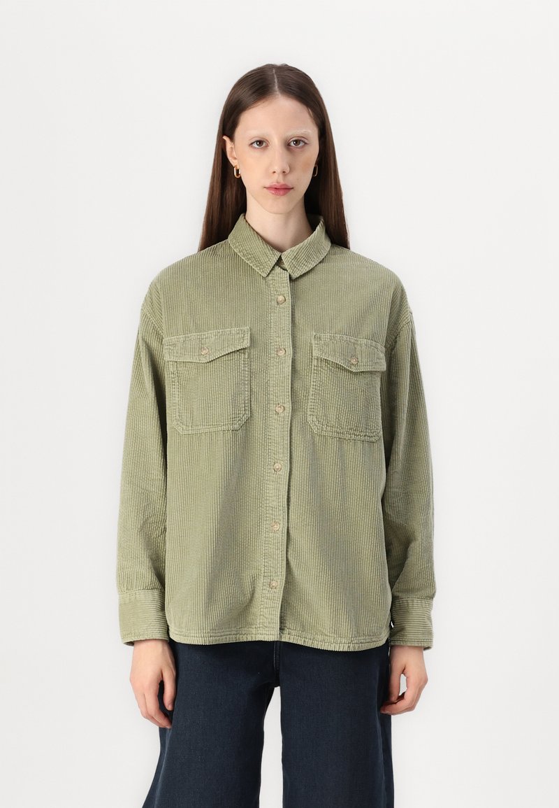 American Eagle CORE SHACKET - Button-down blouse - faded olive/taupe ...