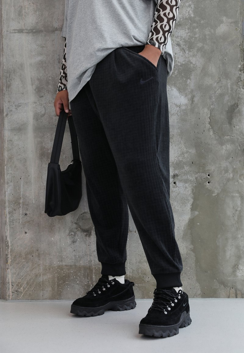 Nike Sportswear Jogger Jogginghose Black Anthracite Schwarz