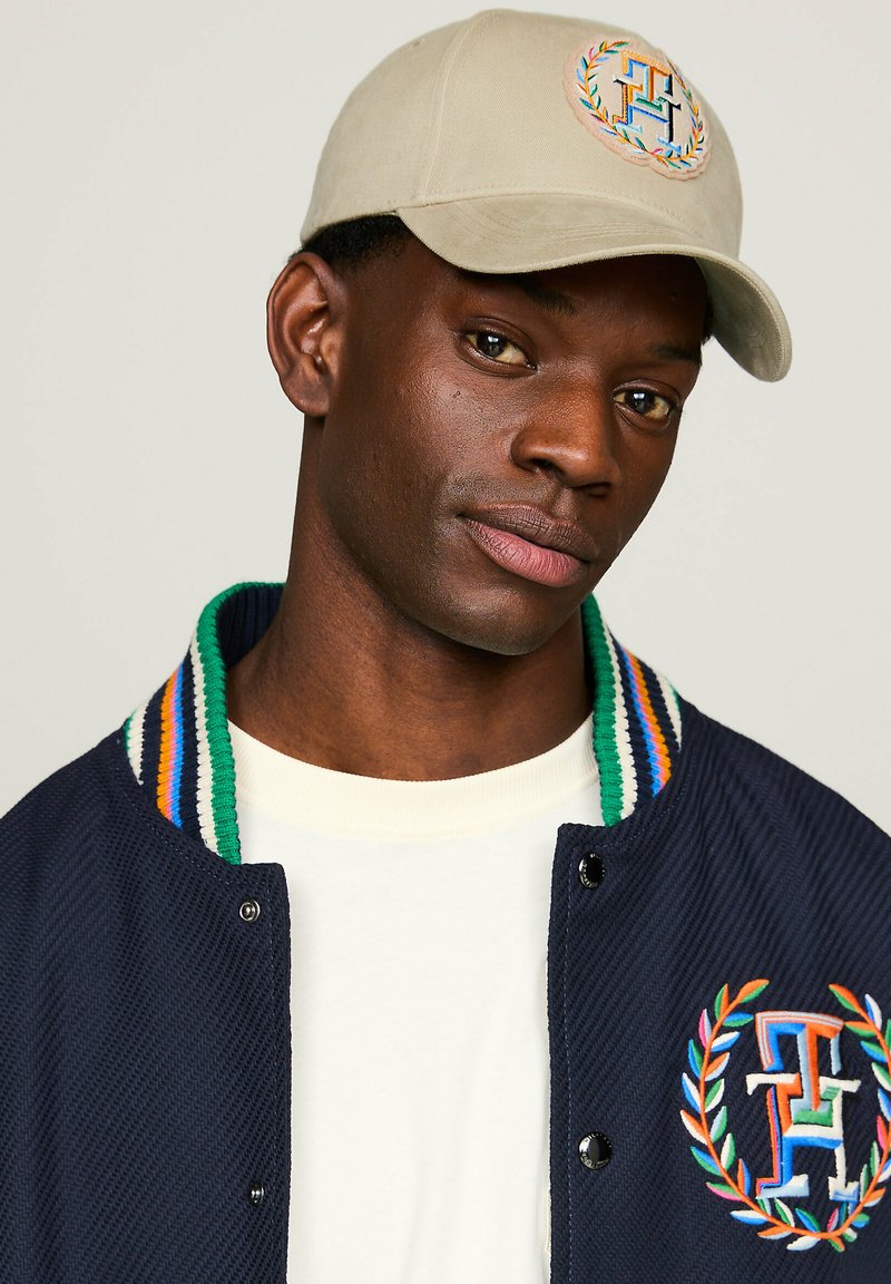 Tommy Hilfiger MONOGRAM FIVE-PANEL - Cap - beige - Zalando.de