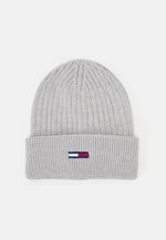 Tommy Jeans FLAG BEANIE - Pipo - silver grey heather/harmaa - Zalando.fi