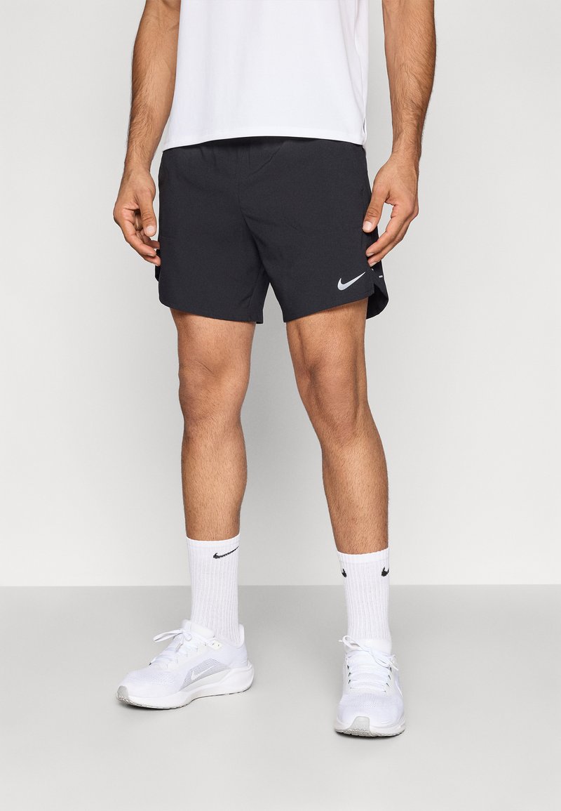 Nike Performance STRIDE - Short 2 en 1 - black/reflective silver ...