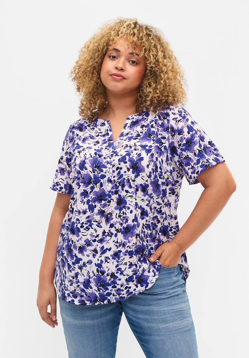 Zizzi MIT KURZEN ÄRMELN UND VM AUSSCHNITT - Bluse - purple small flower ...