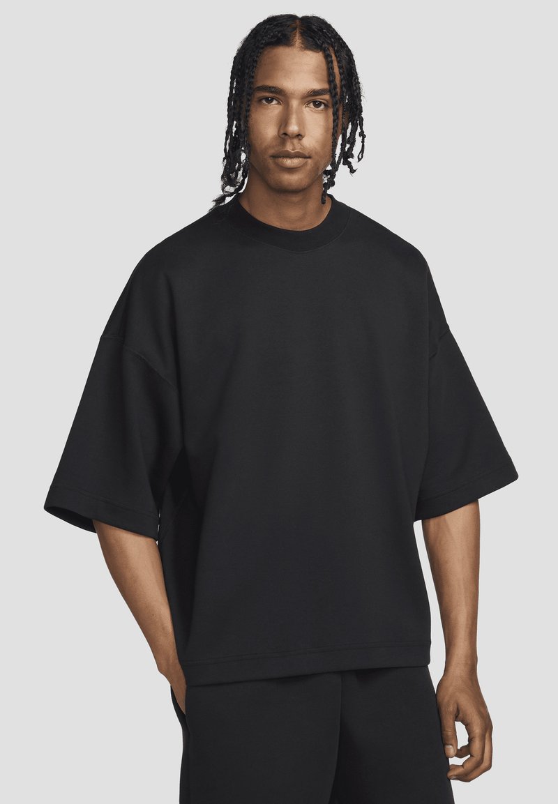 Nike Sportswear TECH FLEECE - T-shirts - black black/svart - Zalando.no