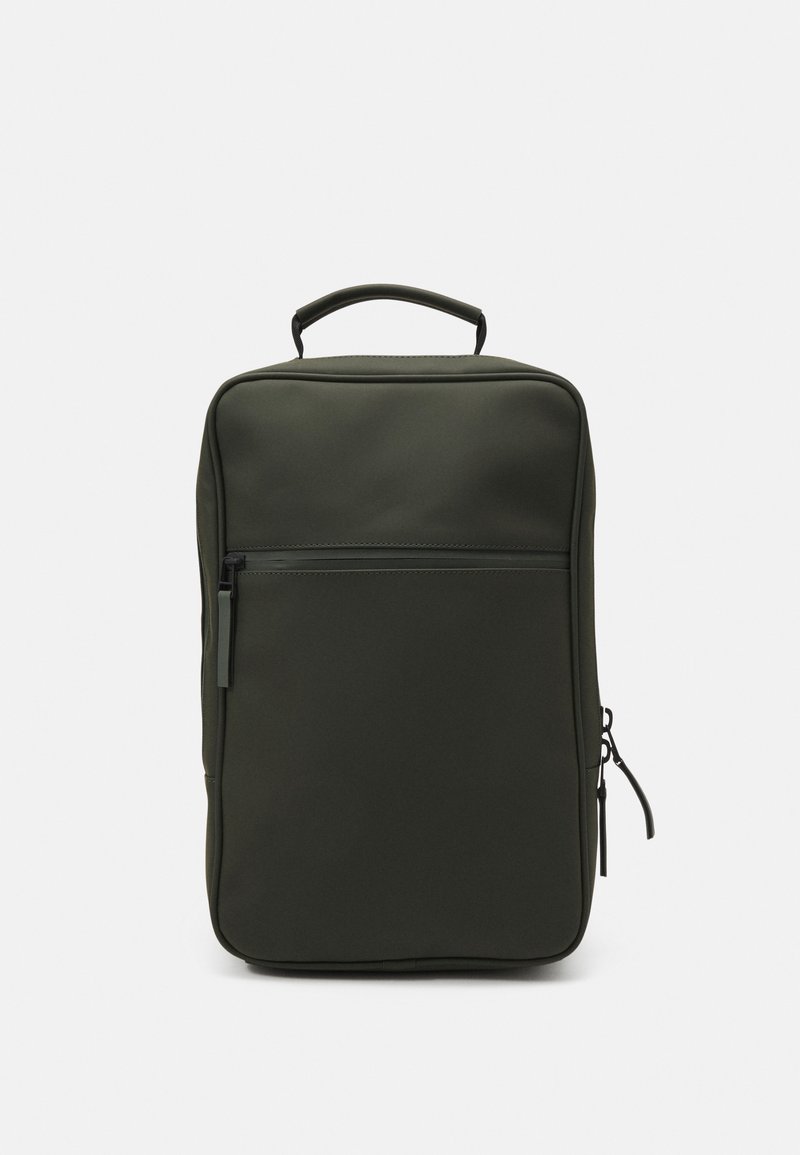 Rains BOOK BACKPACK UNISEX - Mochila - green/verde - Zalando.es