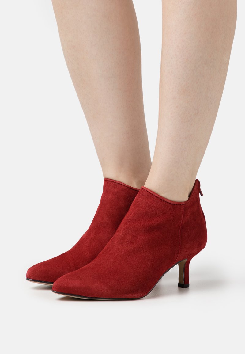 Zign LEATHER - Botines bajos - red/rojo - Zalando.es