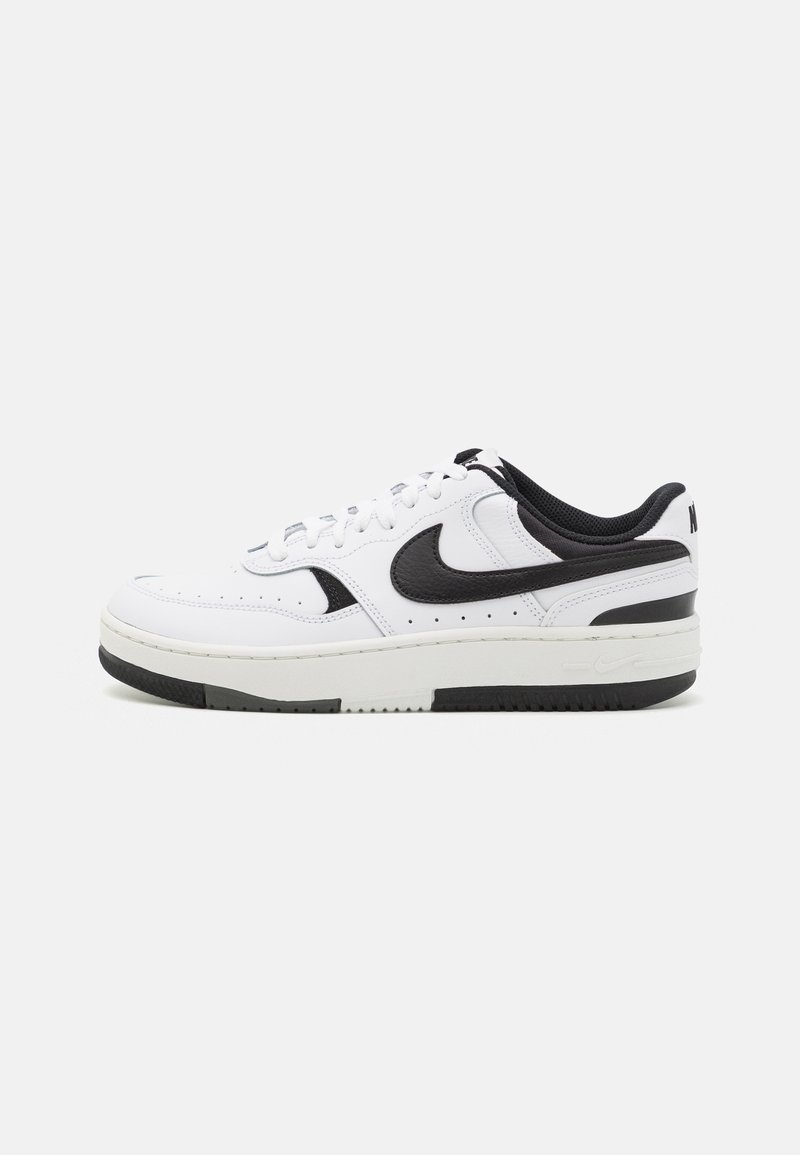 Nike Sportswear GAMMA FORCE - Sneaker low - white/black/summit white ...