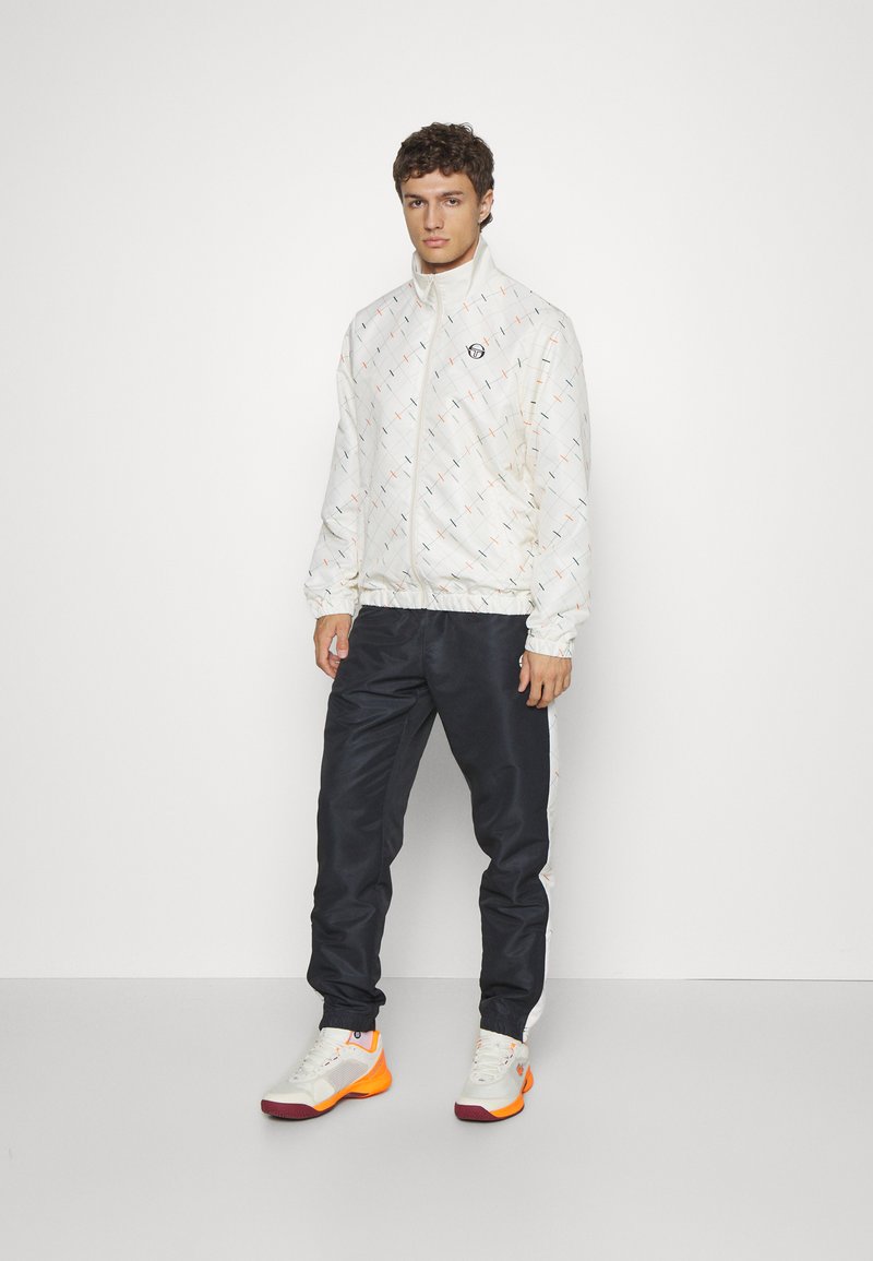 Sergio Tacchini SCOTLAND TRACKSUIT - Tracksuit - black/gardenia/granite ...