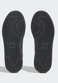 adidas Originals STAN SMITH RELASTED UNISEX - Sneakers - core black ...