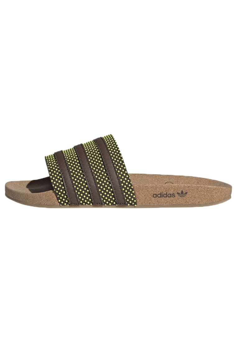 adidas Originals ADILETTE PLANT AND GROW - Mules - brown - Zalando.de